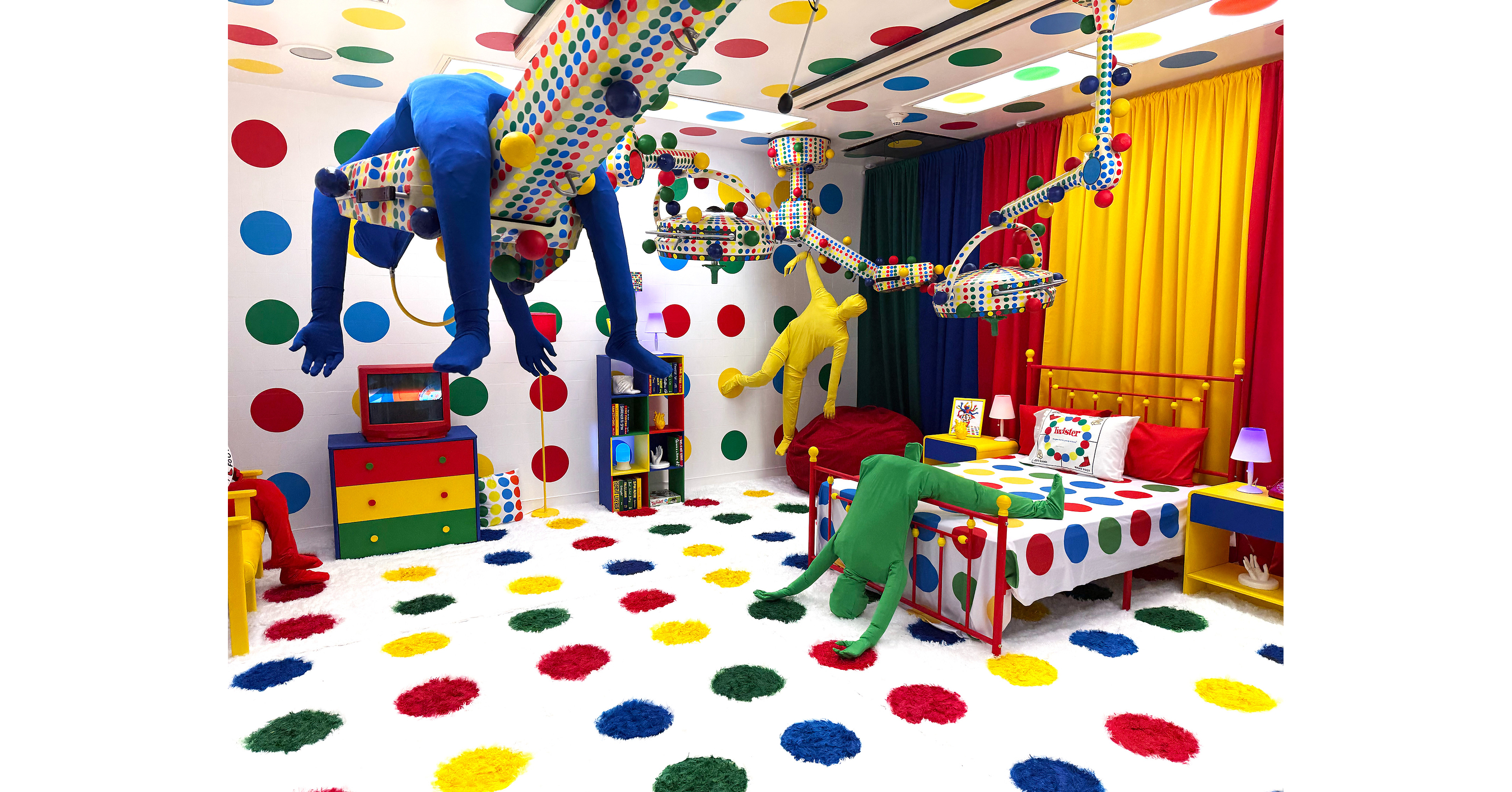 Hospital of Emotions Transforms Former Los Angeles Hospital Into ...