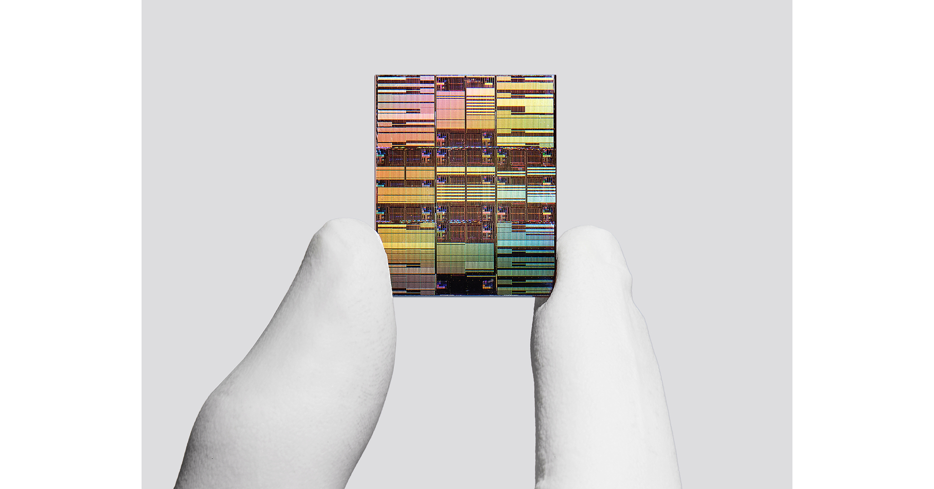 IBM Debuts World's First Sub-1 Nanometer Chip Technology
