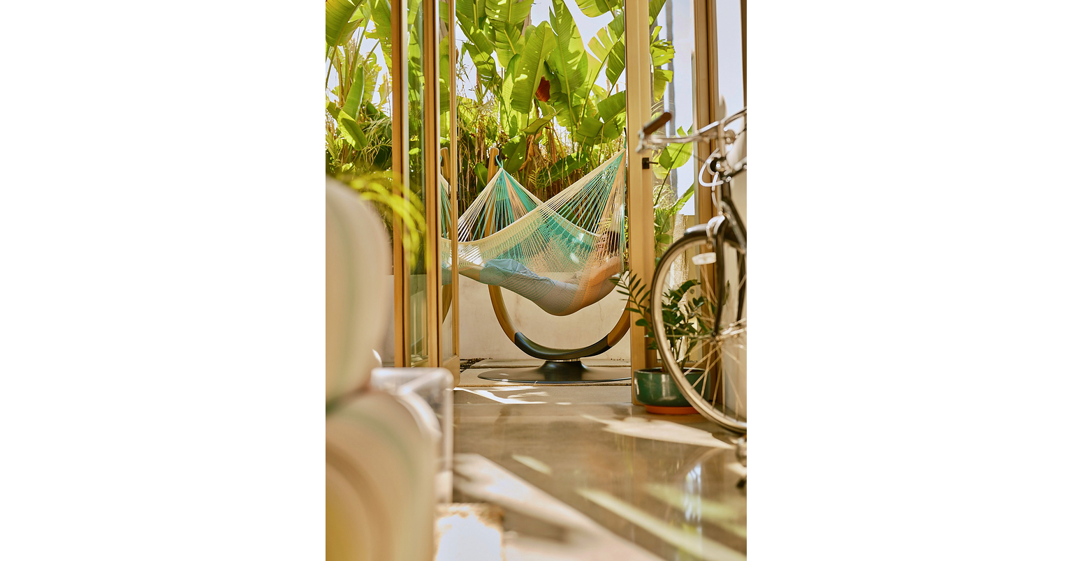 Yellow Leaf Hammocks & Margaritaville Launch Hammock Collection